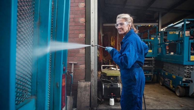 7 Pressure Washer Safety Tips for Your Next Job – NorTex Sales & Service