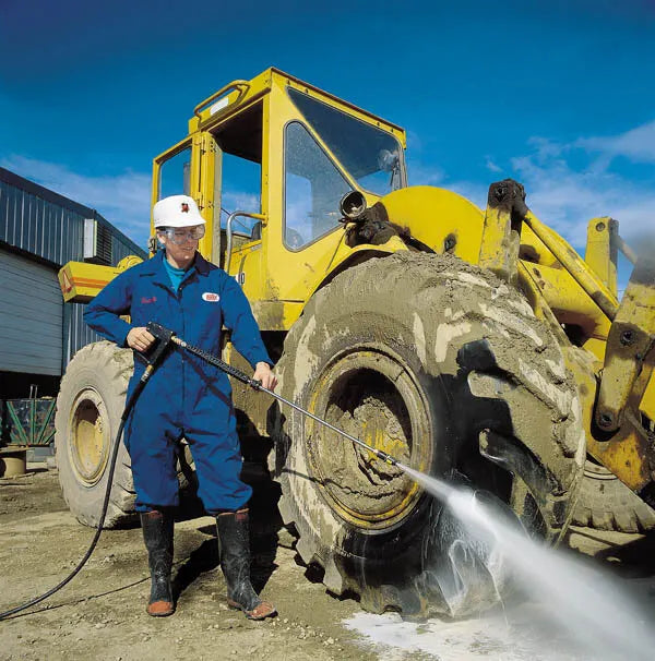 Degreaser & Heavy Equipment Detergent - Pressure Washer Industrial ...